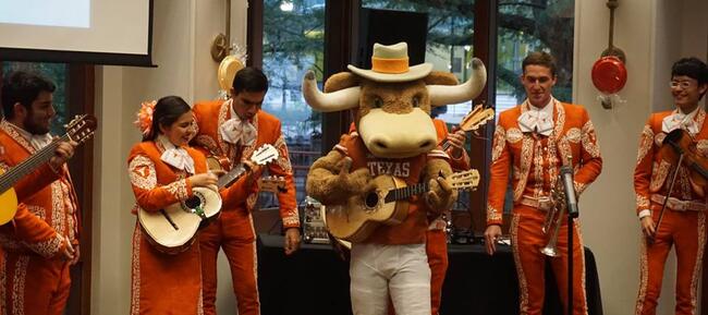 Hispanic Alumni | Texas Exes