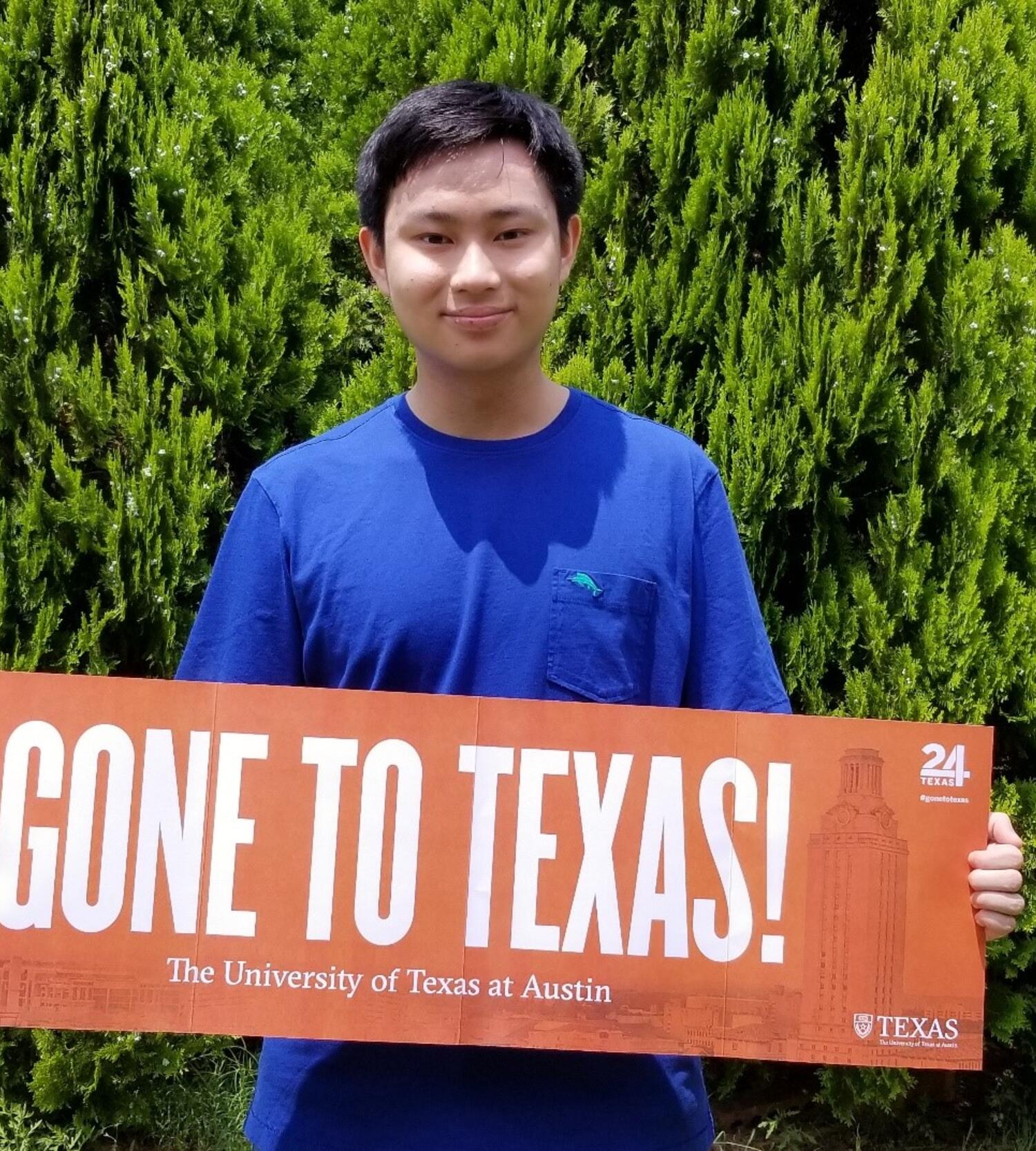 Scholarships | Texas Exes